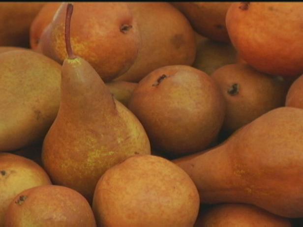 Fall Fruit Guide | Food Network