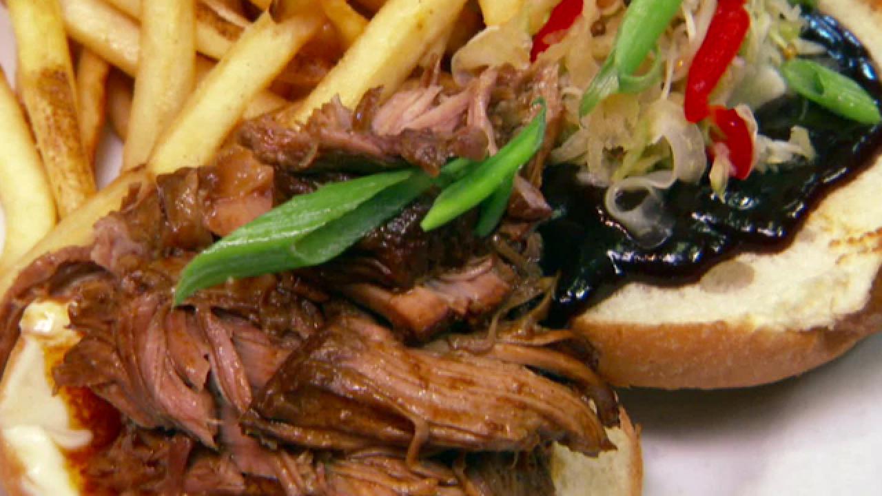 Jethro's Pulled Pork Sandwich | Food Network