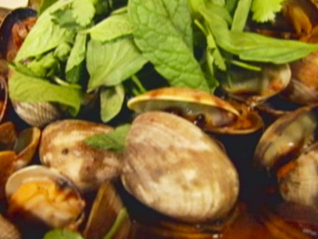 Malaysian Black Pepper Clams Recipe - Chef's Resource Recipes