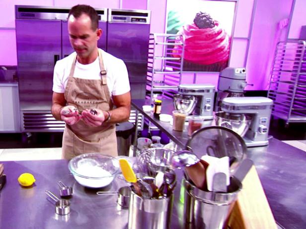 Cupcake Wars Cosmic Cupcakes Highlight Videos: Food Network | Cupcake ...