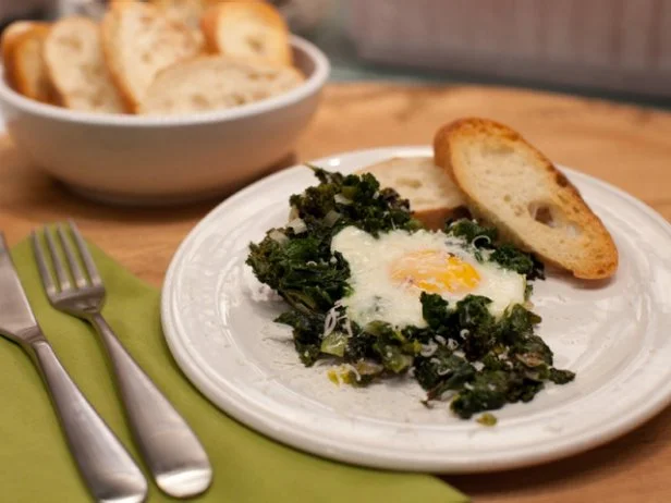 The Kitchen Welcome to The Kitchen Highlight Videos: Food Network ...