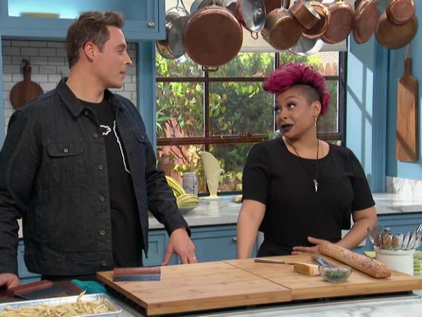 Q & A with Raven-Symoné | Food Network
