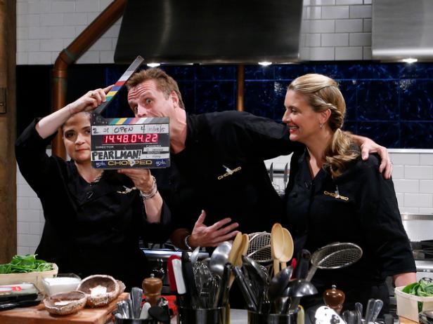 After Hours: Sitcom Moms | Food Network