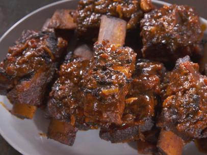 Sticky Spicy Slow-Cooked Ribs Recipe | Ree Drummond | Food Network