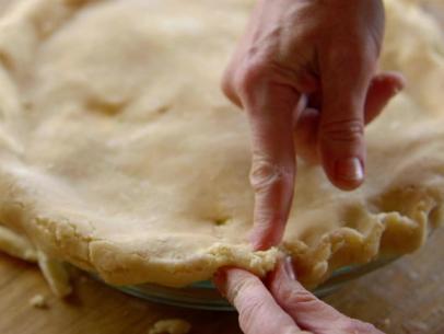 Cherry Pie Recipe | Ree Drummond | Food Network