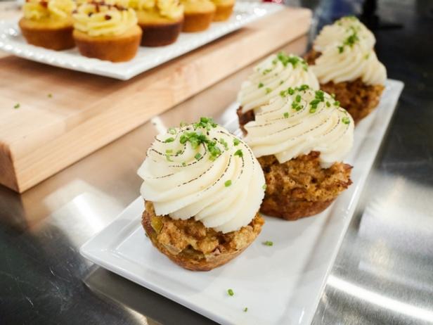 Bacon Cornbread Cupcakes with Honey Butter Recipe | Duff Goldman | Food ...