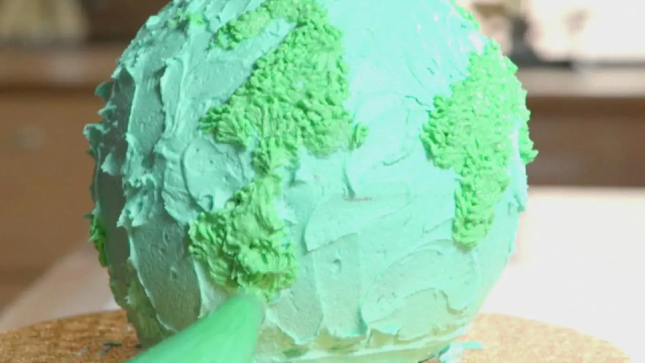Planet Earth Cake Recipe | Food Network