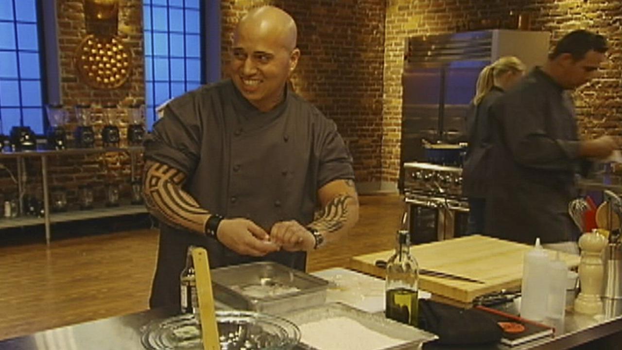 Bio Video: Vic Vegas Moea | Food Network