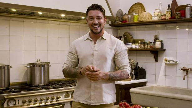 Italian Cooking Q&A with Gabe Bertaccini | Food Network