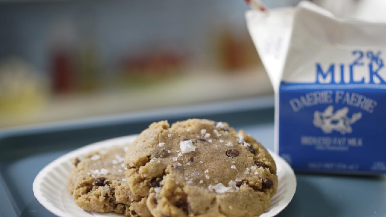 Gooey Cafeteria Chocolate Chip Cookies | Food Network