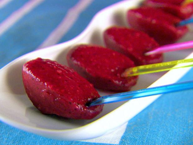 Classic Italian Ice Popsicles | Food Network
