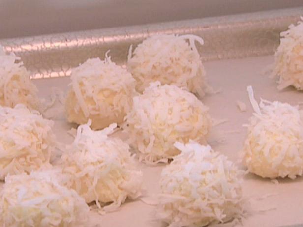 Snowball Truffles Recipe | Sandra Lee | Food Network