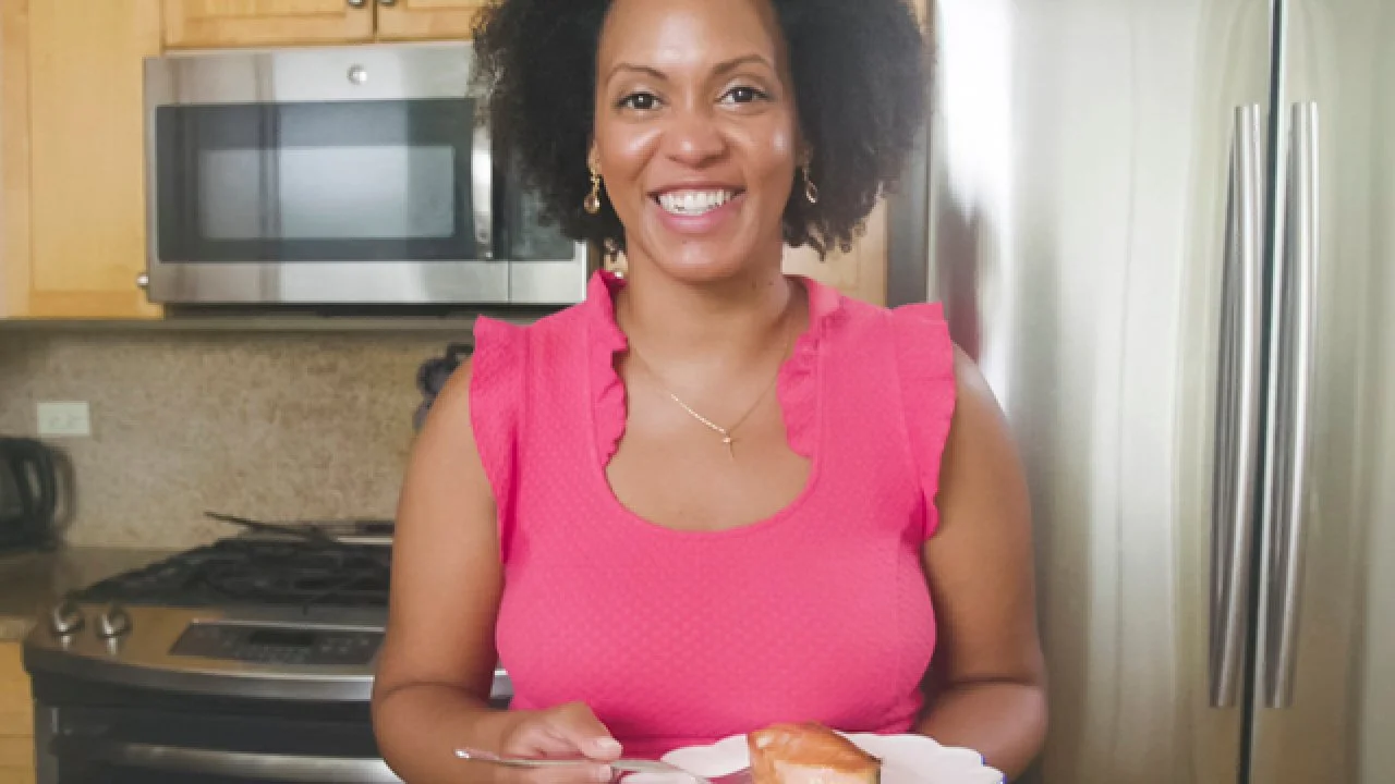 How to Get Rid of Albumin on Salmon | Food Network